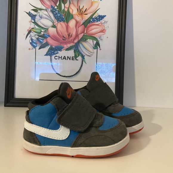 Nike | Shoes | Baby Nike Sneakers Size 3c | Poshmark